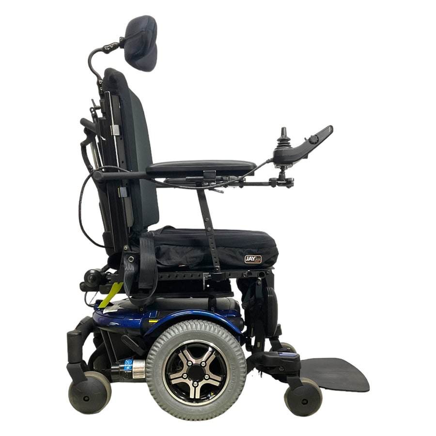 Pride Mobility Quantum 600 Power Chair with Elevating Backrest ...